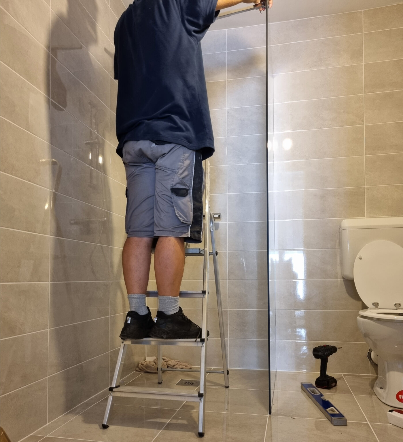 Ugradnja walk-in tuša: top savjeti za kupovinu i ugradnju